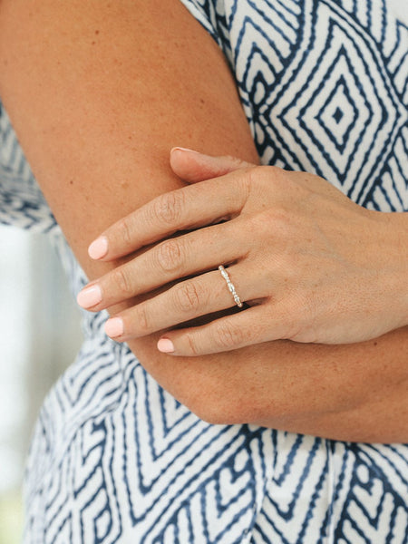 Mini Orzo Ring – Quilla & Co